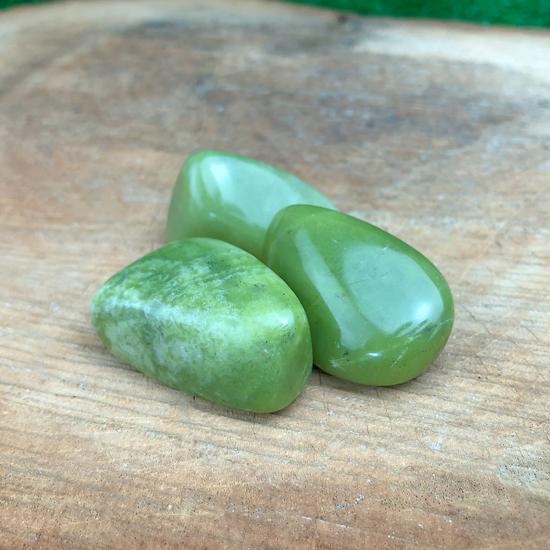 PEDRA JADE OLIVA 2,0 A 3,5 CM, COMPRAR AGORA.